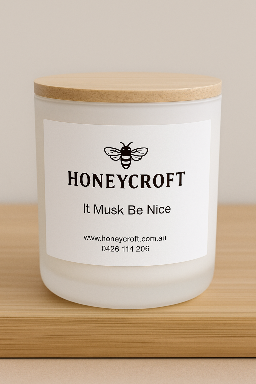 Sensual Musk Soy Candle – Cozy & Inviting Home Fragrance